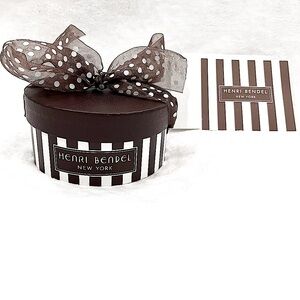 henri bendel | Accessories | Henri Bendel Milliner Hat Box Keyfob With ...